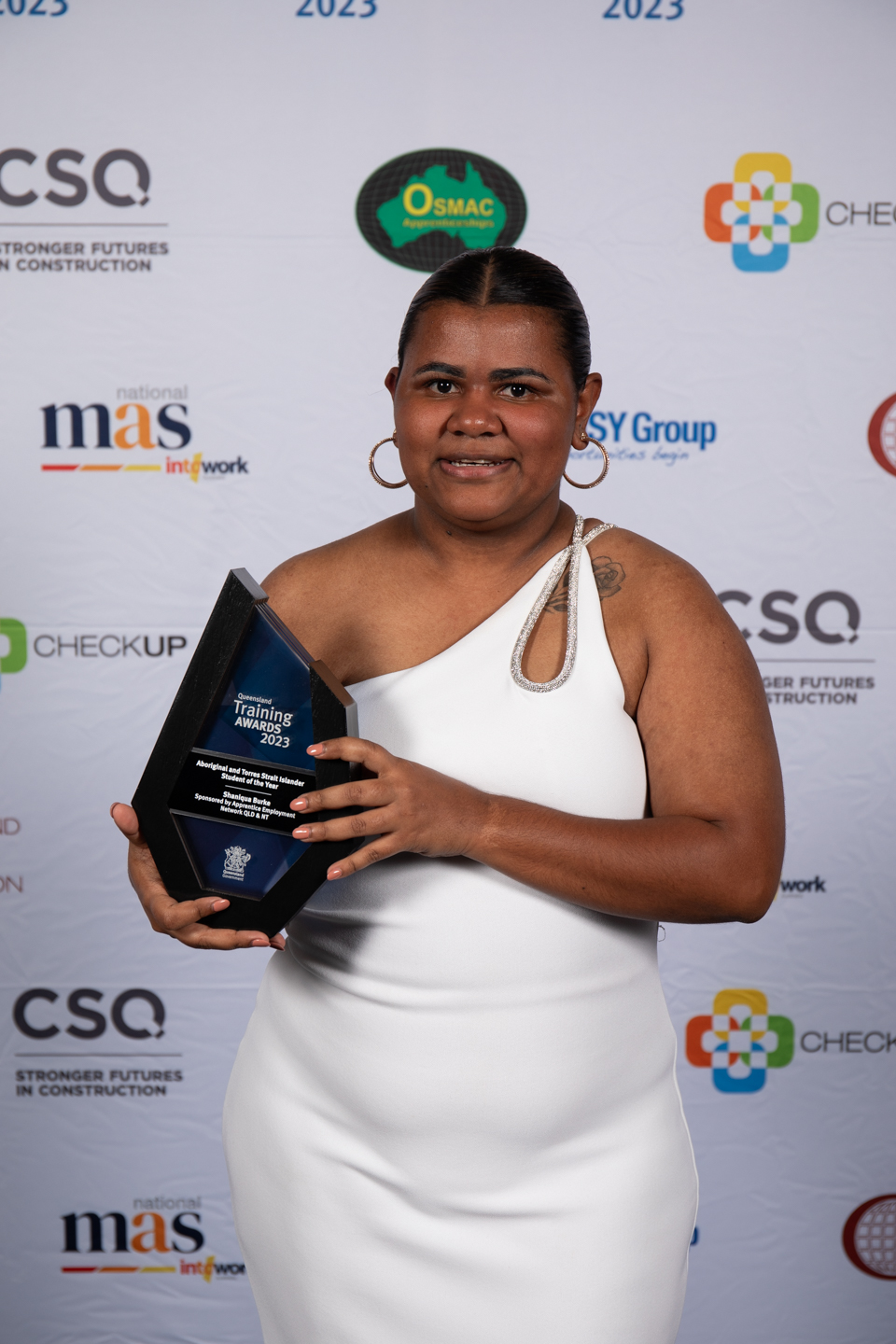 Apunipima’s newest Health Worker named Queensland Student of the Year ...